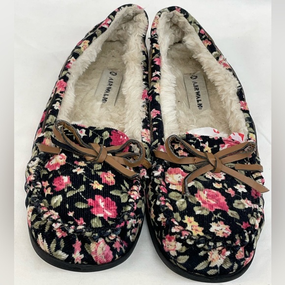 Airwalk | Shoes | Air Walk Floral Womens Fur Lined Moccasins Ladies Sz ...